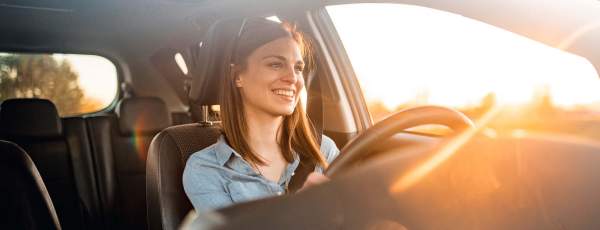Richtig sitzen im Auto: Gesunde Sitzposition finden